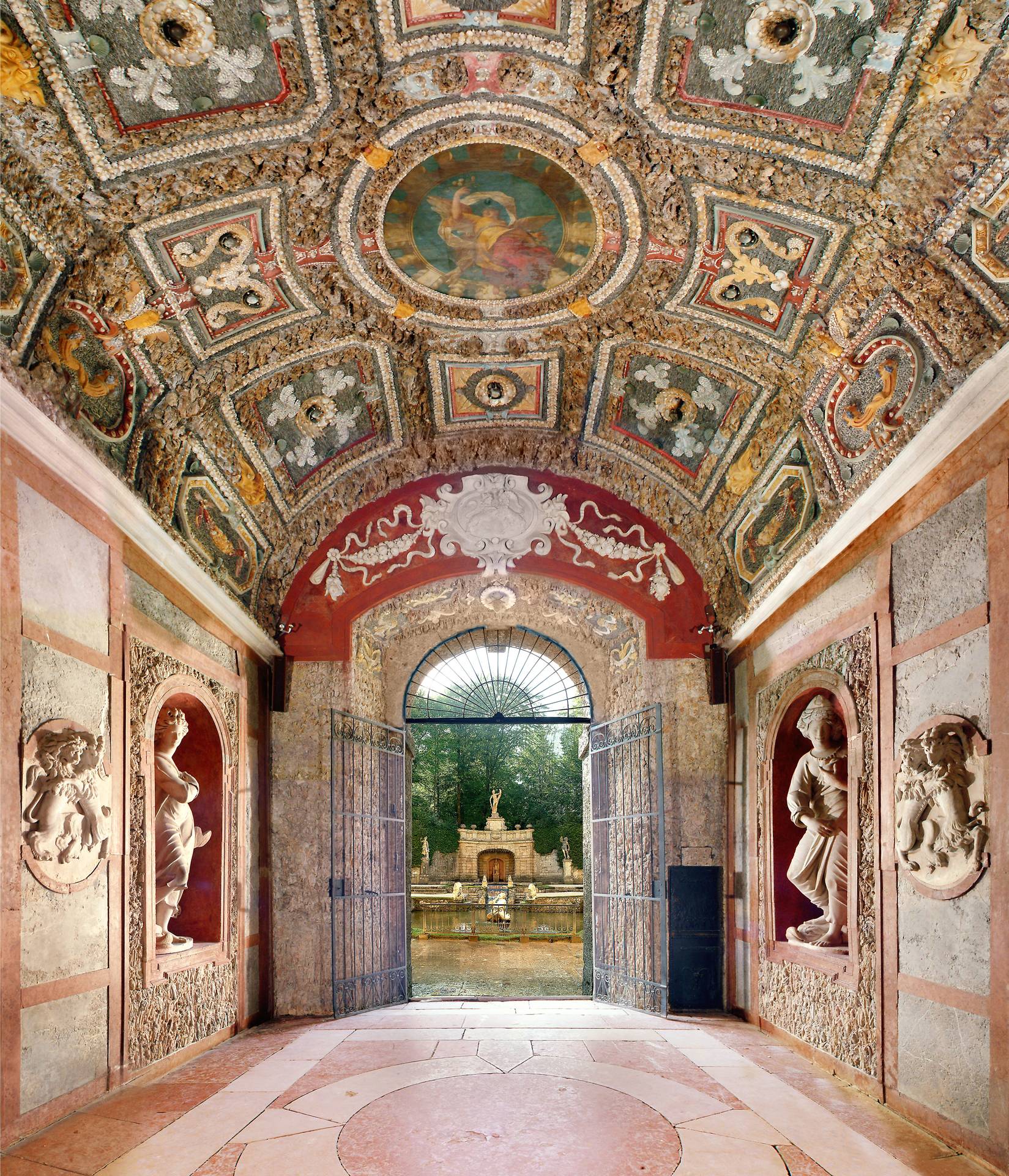 hellbrunn palace
